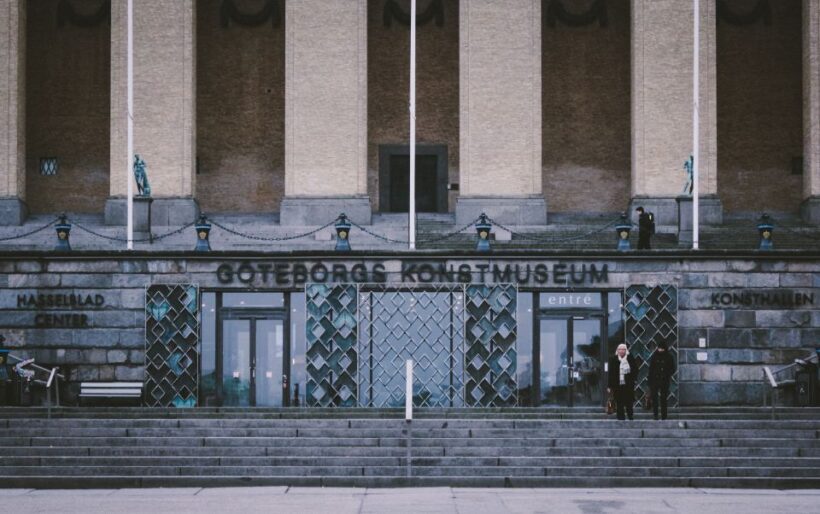 Gothenburg: Express Walk with a Local in 60 minutes - The Sum Up