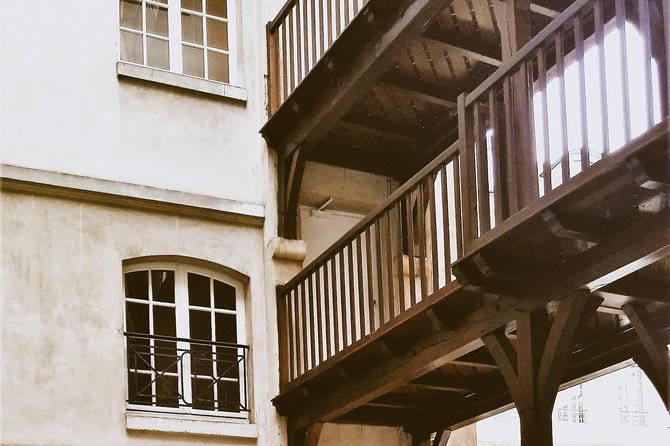 Gothic Paris - Castles & Cathedrals (Marais History Walk-Small Group Tour) - FAQ