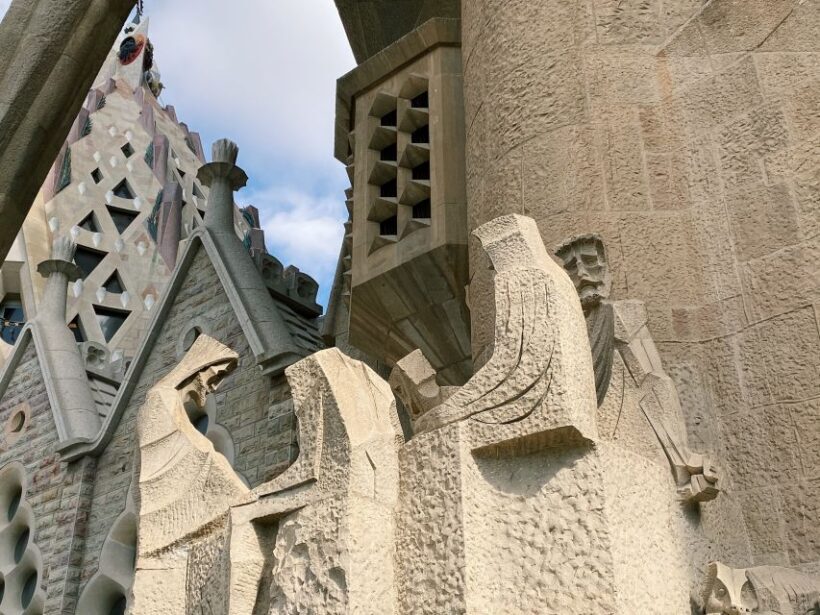 Gothic Paths, Tapas & Sagrada Familia. Private Tour - Transportation and Pacing