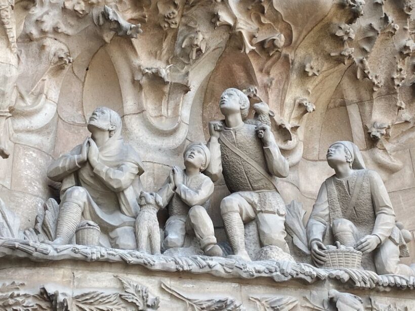 Gothic Paths, Tapas & Sagrada Familia. Private Tour - Value for Money