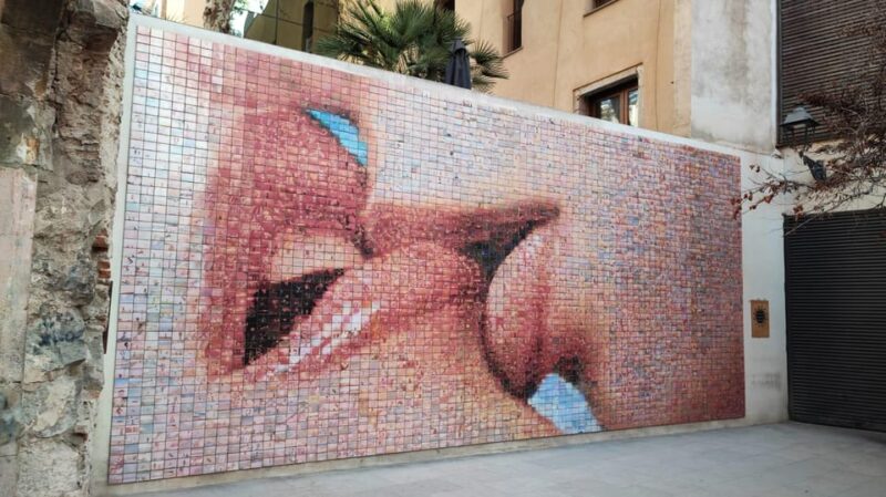 Gothic Quarter & Gaudí's Treasures Small-Group Tour - Who Will Love This Tour?