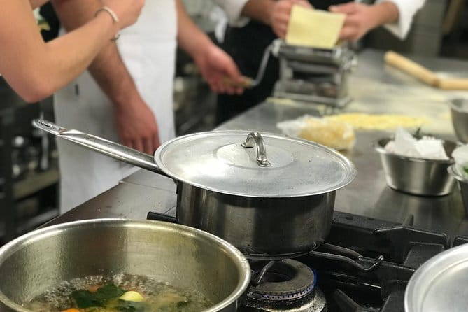 Gourmet Cooking Class In The Centre Of Florence - Who Should Consider This Tour?