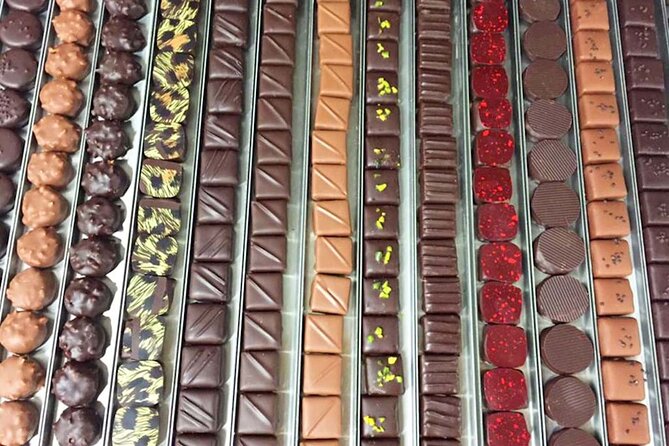 Gourmet Food & Wine Tour Review in Paris - Indulging in Gourmet Cheese and Charcuterie