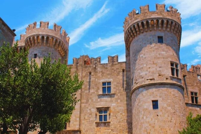 Gourmet Journey: 11-Course Lunch, Wine Tasting & Culinary Session - Delving Into Olive Oil and Honey Tasting