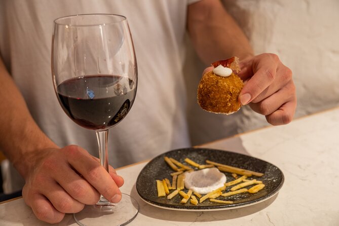Gourmet Tapas and Wine Tour in Palma De Mallorca - Key Points