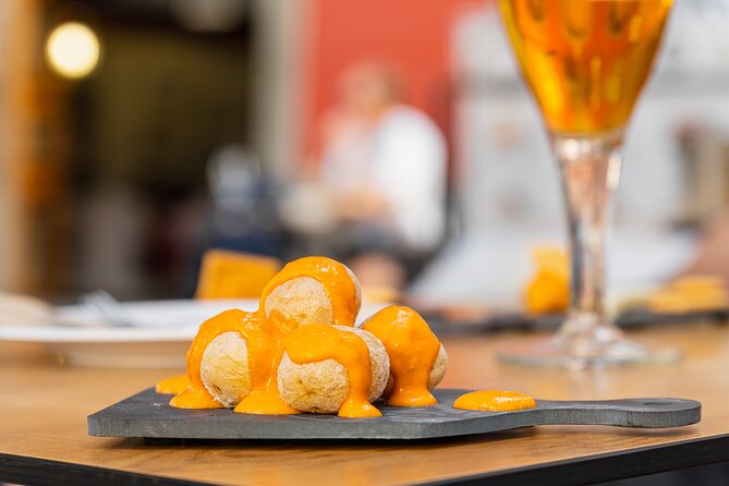 Gourmet Tapas and Wine Tour in the Old Town of Las Palmas - Discover the Best of Las Palmas with a Gourmet Tapas and Wine Tour