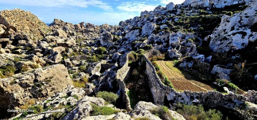 Gozo Unveiled: Guided Hiking Tour with Bouldering - The Experience in Detail