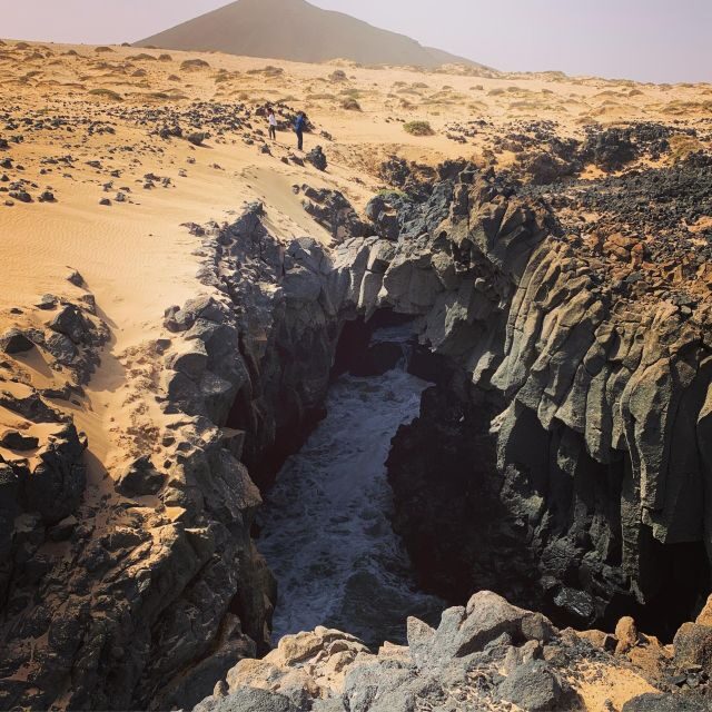 Graciosa Island: Jeep Safari Playa De las Conchas - Who Should Consider This Tour?
