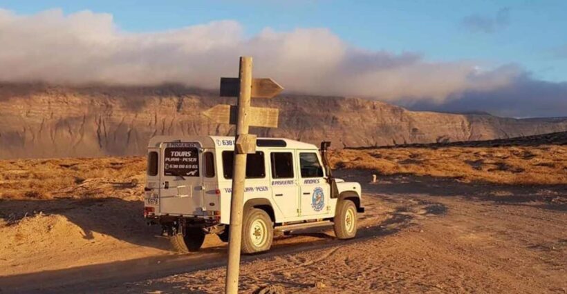 Graciosa Island: Jeep Safari Playa De las Conchas - Cost and Value