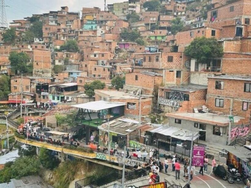 Graffiti Tour Medellin: History and art in Comuna 13 - Why This Tour Is Valuable for Travelers