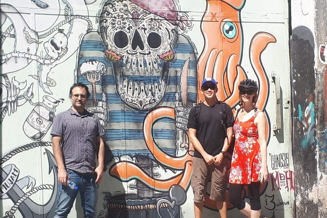 Graffiti & Urban Art Biketour w/ taco stop - FAQ