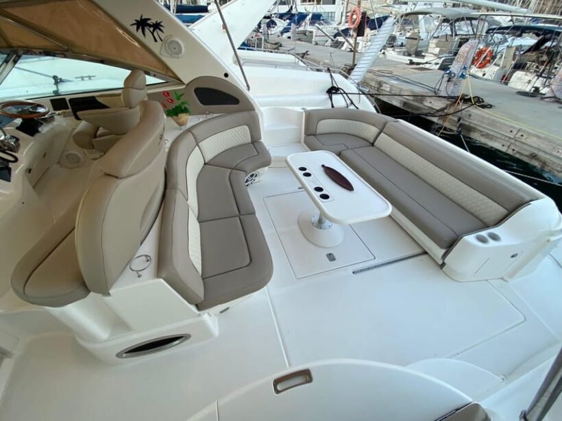 Gran Canaria: Excursion on private yacht with drinks, lunch and snorkeling - Key Points