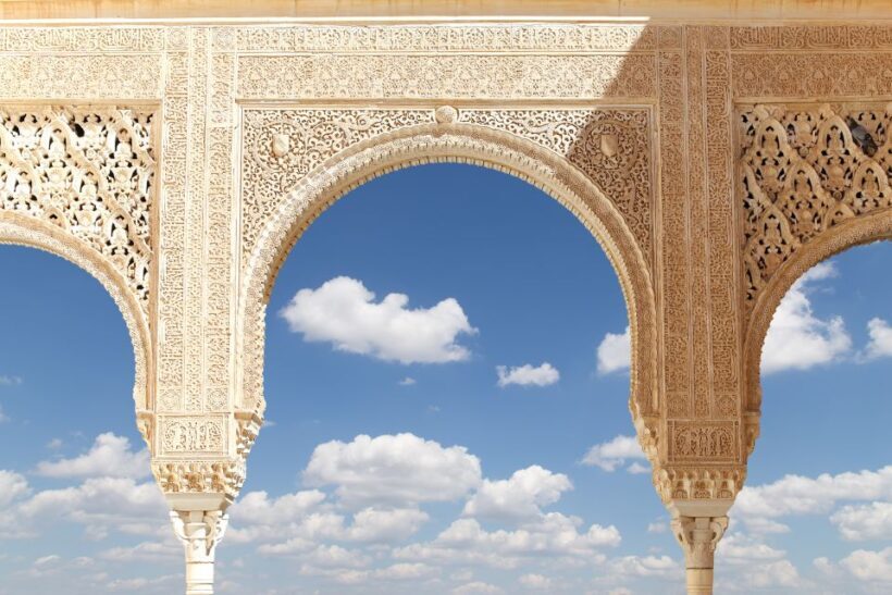 Granada: 3-Hour Alhambra and Generalife Gardens Guided Tour - The Sum Up
