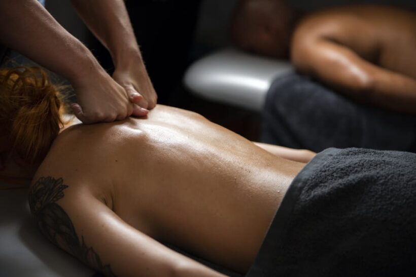 Granada: 50 minute Couples Massage - An In-Depth Look at the Couples Massage Experience in Granada