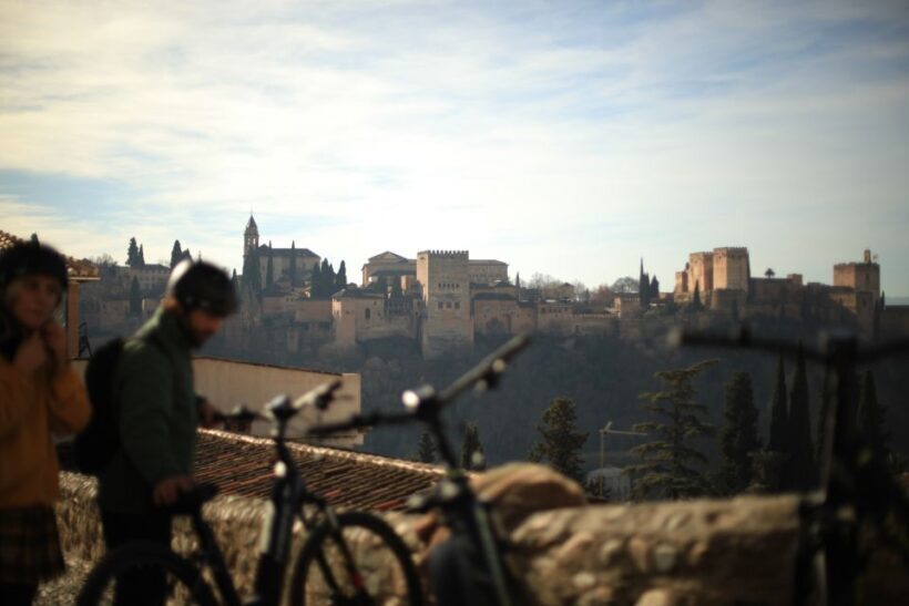 Granada: Albaicin and Sacromonte E-Bike Tour - FAQ
