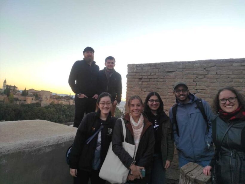 Granada: Alhambra and City Private Tour - Key Points