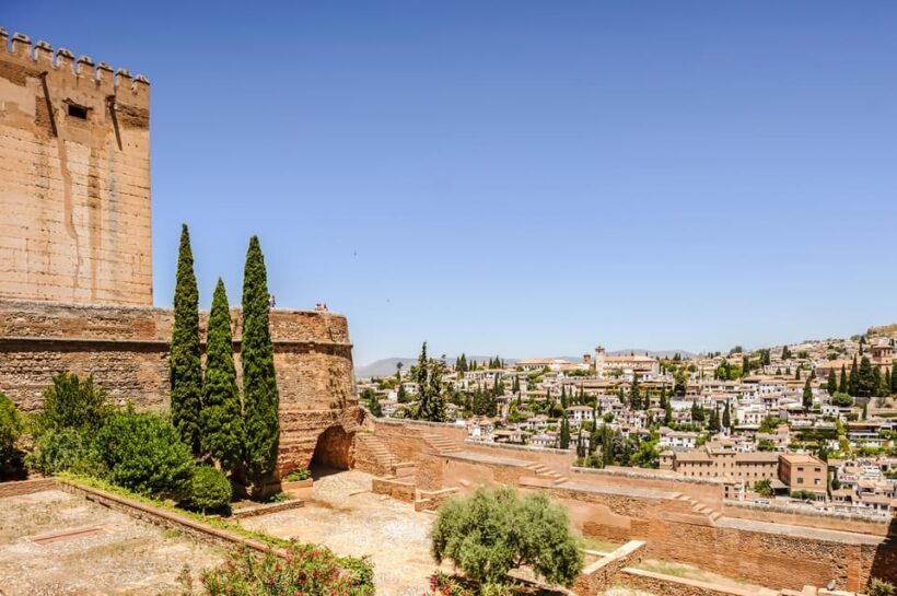 Granada: Alhambra and Nasrid Palaces Entry Ticket - The Experience from a Visitors Perspective