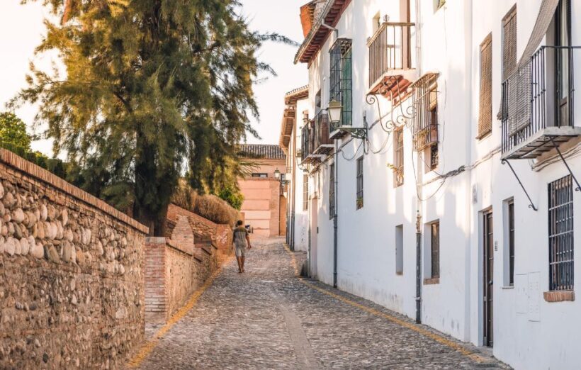 Granada: Alhambra Full Complex & Andalusi Monuments Tickets - What to Expect from the Tour