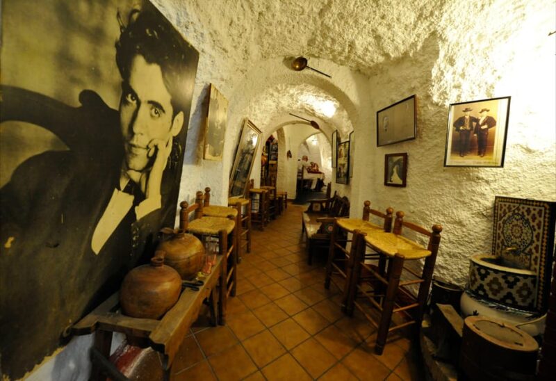 Granada: Alhambra Guided Tour and Flamenco Show - Authenticity and Cultural Value