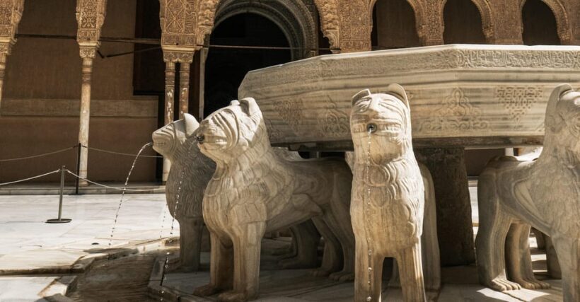 Granada: Alhambra & Nasrid Palaces Small Group Guided Tour - Key Points