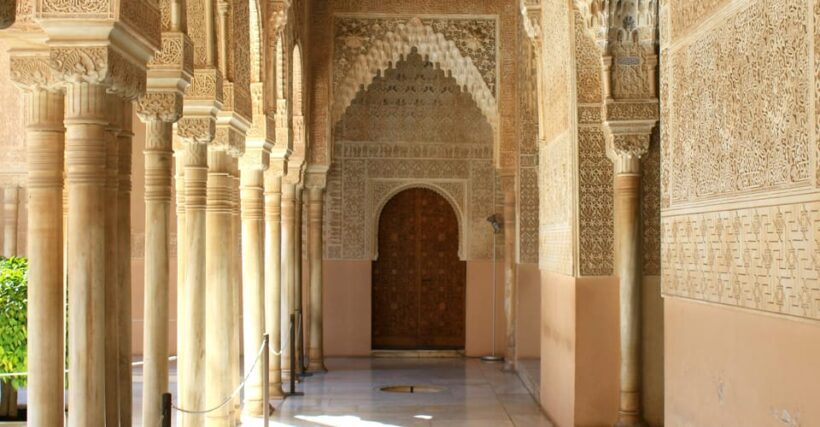 Granada: Alhambra & Nasrid Palaces Small Group Guided Tour - Pricing: Is It Worth It?