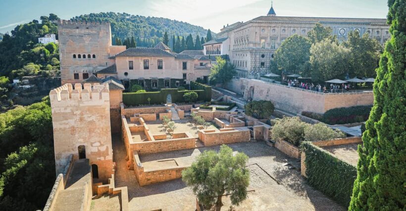 Granada: Alhambra & Nasrid Palaces Small Group Guided Tour - FAQ