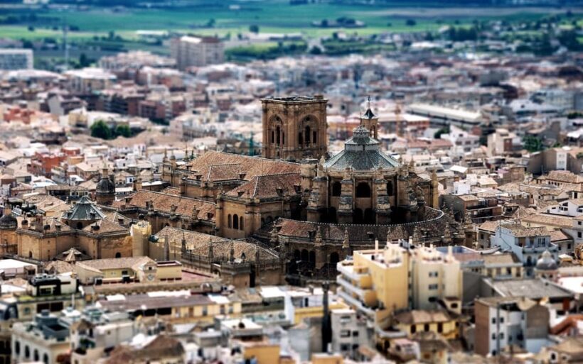 Granada and Albaicin: Historical Private Tour - What Makes this Tour Stand Out?