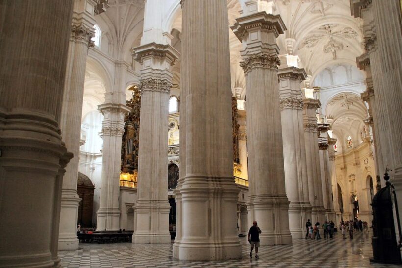 Granada: Cathedral and Royal Chapel Private tour with ticket - The Practicalities: What to Expect and Consider