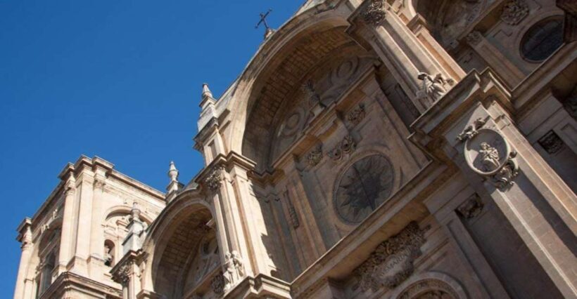 Granada: Cathedral, Royal Chapel & 5 Monuments Combo Ticket - Exploring the Granada Monuments: What to Expect