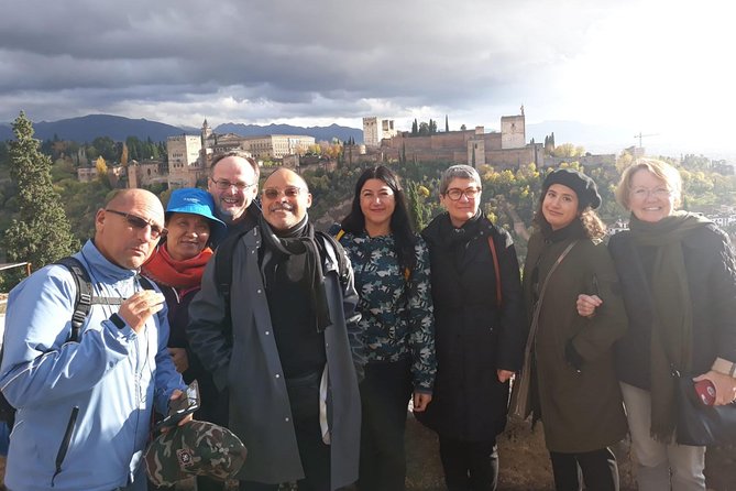 Granada Day Trip: Alhambra & Nazaries Palaces From Seville - Packing and Preparation Tips