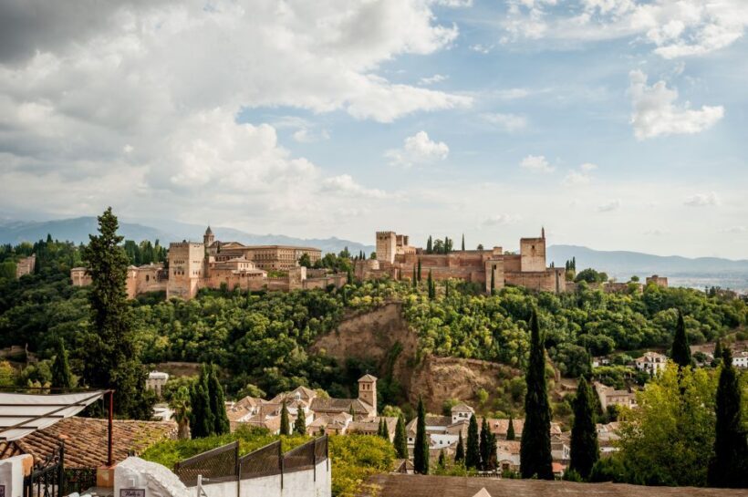Granada: E-Bike Tour and Fast-Track Alhambra Ticket - The Itinerary: A Closer Look