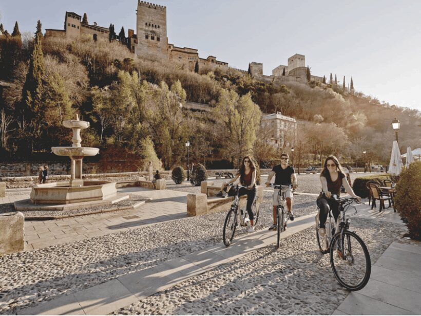 Granada: Electric Bike Tour of Albayzin and Sacromonte - A Detailed Look at the Granada Electric Bike Tour
