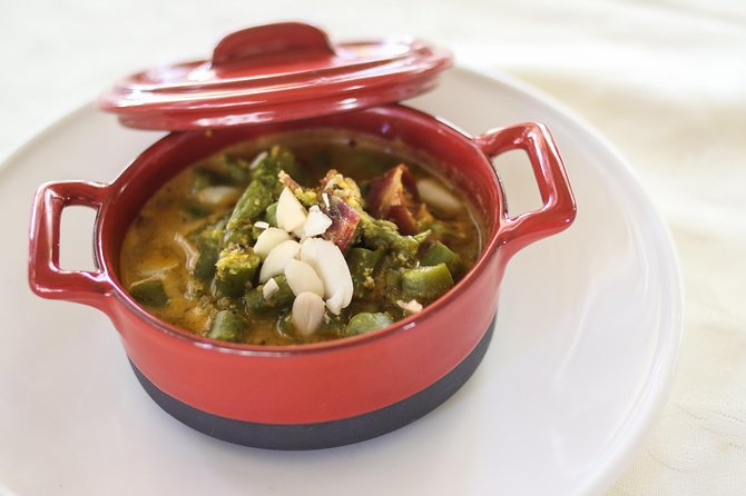 Granada Flamenco & Tapas Tour - Host and Insights