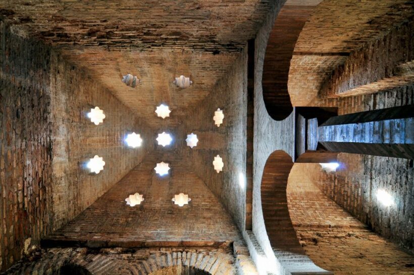 Granada: Moorish Monuments Entrance Tickets - What’s Included and What’s Not