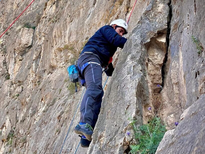 Granada: Rock climbing top-rope Placas Negras - The Itinerary: What to Expect on Your Climbing Day