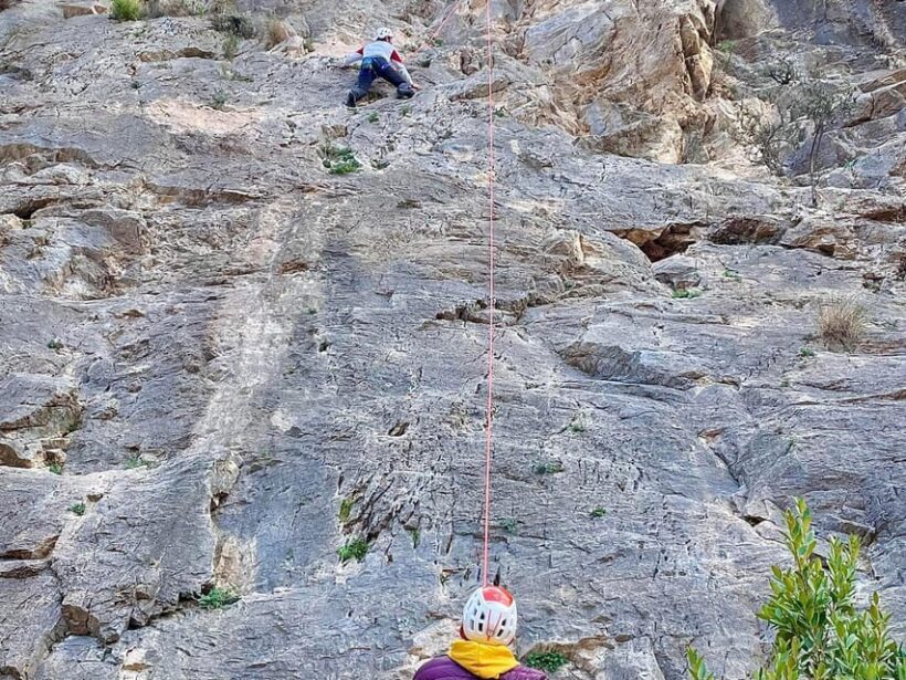 Granada: Rock climbing top-rope Placas Negras - The Value of a Climbing Adventure in Granada