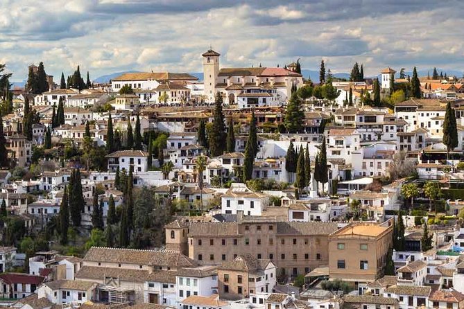 Granada Walking Tour: Albaicin and Sacromonte Quarters - Inclusions and Accessibility