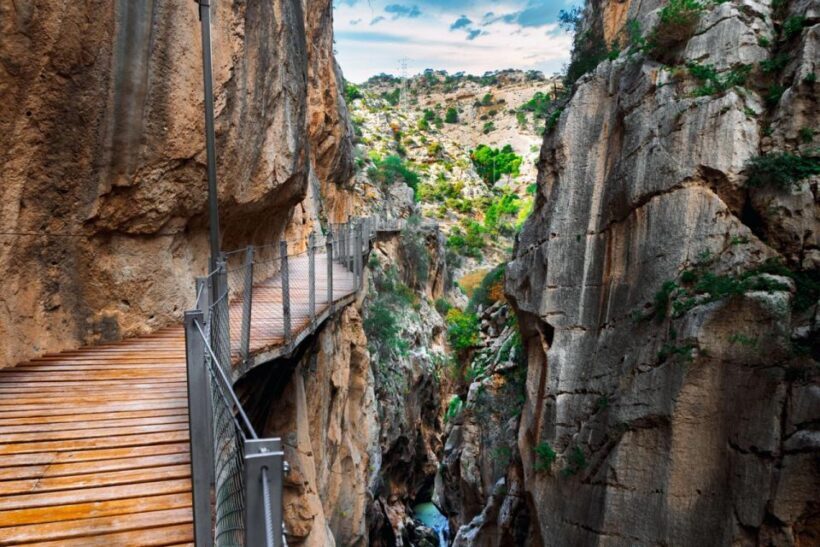 Granadas Gems & El Caminito del Reys Adventure - Why You’ll Love This Tour