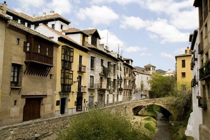 Granada's Heritage Private Tour of Albaicín,Sacromonte & Sagrario - Key Points