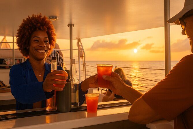 Grand Bahama Catamaran Sunset Cruise with Drinks and Snacks - Detailed Breakdown of the Itinerary