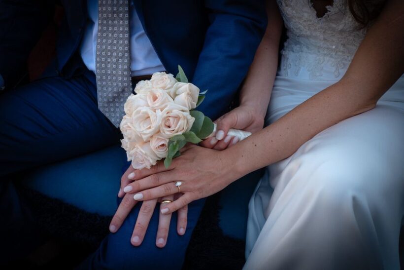 Grand Canal: Renew Your Wedding Vows on a Venetian Gondola - Who Will Love This Experience?