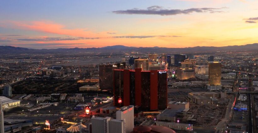 Grand Canyon Helicopter Landing Tour with Vegas Strip - Key Points