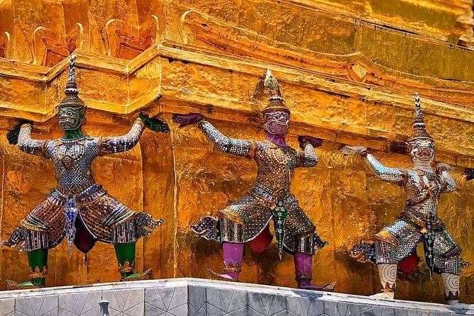 Grand Palace , Thai dance & Fun street walk in Bangkok - Practical Details and Experience Highlights