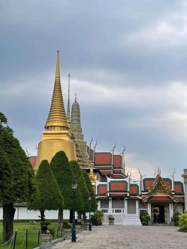 Grand Palace Tour Guide - Key Points