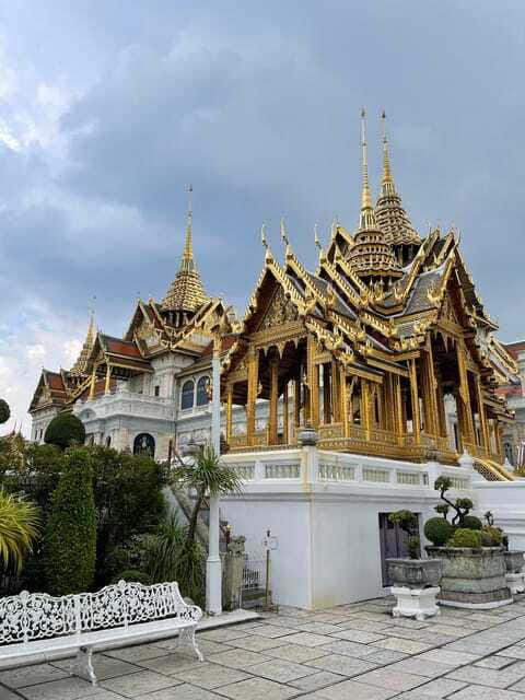 Grand Palace Tour Guide - Practical Details