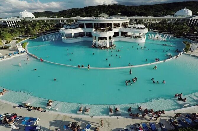 Grand Palladium Airport Transfer - Key Points