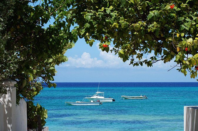 Grand Turk Historical Sightseeing Tour by Tram - The Itinerary: What to Expect