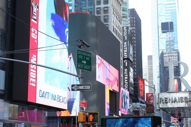 Gray Line New York Fully Guided 5 Hour Sightseeing Tour - Who Would Enjoy This Tour?