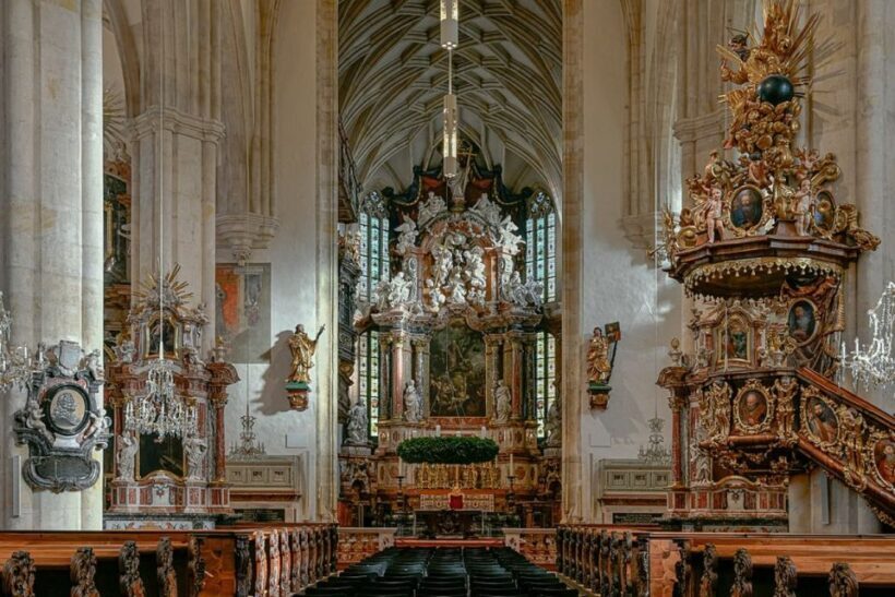 Graz: Top Churches Private Walking Tour with Guide - What We Loved About the Tour