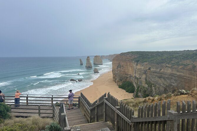 Great Ocean Road 12 apostles PRIVATE Luxury Tour Reverse all incl - Key Points